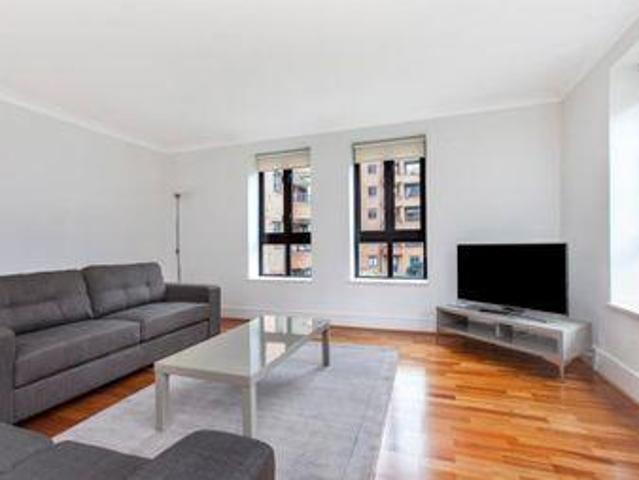 2 Bedrooms Flat for rent in Huntsmore House, Pembroke House, Kensington W8