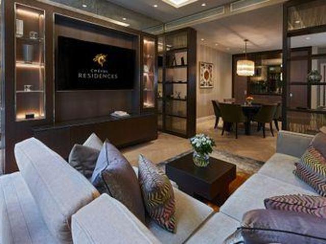 2 Bedrooms Flat for rent in Hyde Park Gate, London SW7
