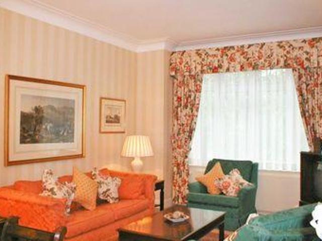 2 Bedrooms Flat for rent in Hyde Park Residence, Park Lane, London W1K