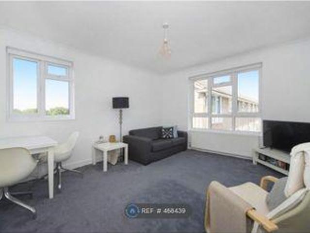 2 Bedrooms Flat for rent in Hydethorpe Road, London SW12
