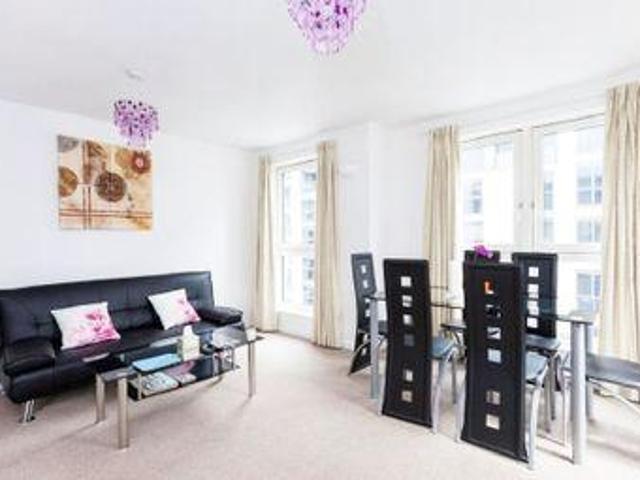 2 Bedrooms Flat for rent in Imperial Wharf, Chelsea Harbour SW6