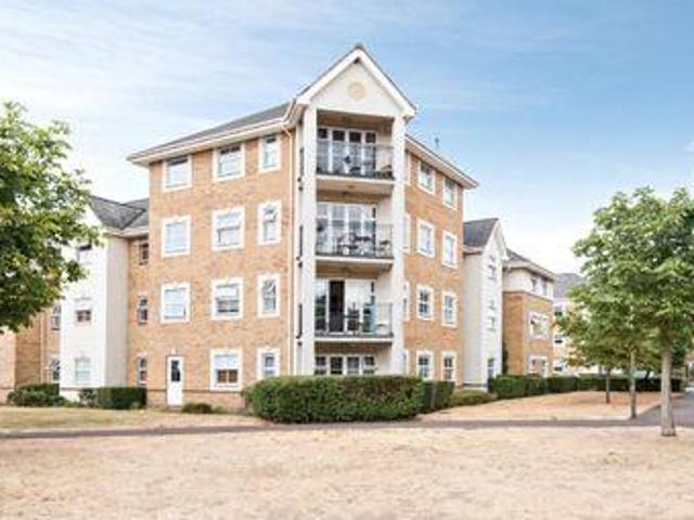 2 Bedrooms Flat for rent in International Way, Sunbury On Thames TW16