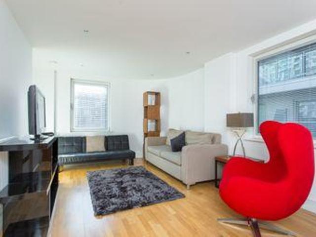 2 Bedrooms Flat for rent in Indescon Sqaure, Docklands, London E14