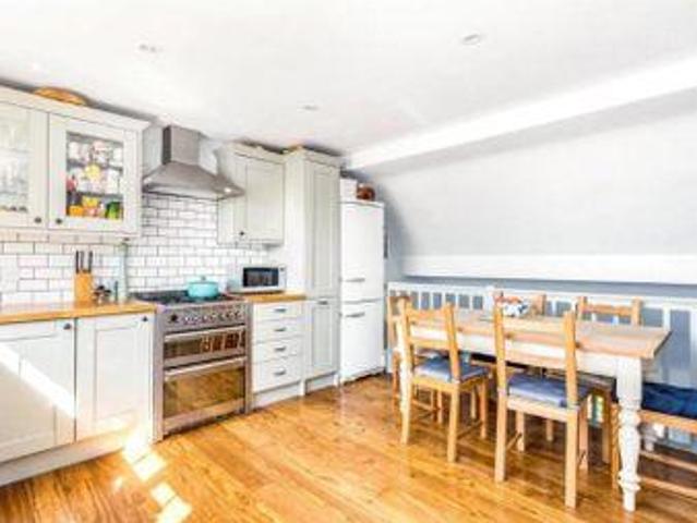 2 Bedrooms Flat for rent in Inglethorpe Street, Fulham, London SW6