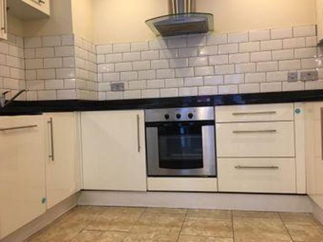 2 Bedrooms Flat for rent in Ilford Hill, Ilford Hill, Ilford, Essex IG1