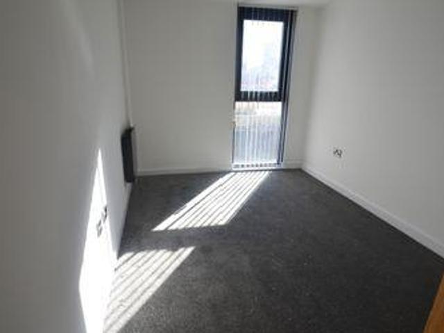 2 Bedrooms Flat for rent in Iquarter, Blonk Street, Sheffield S3