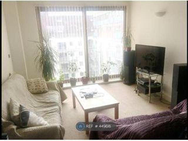 2 Bedrooms Flat for rent in Isaac Way, Manchester M4