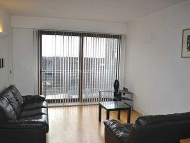 2 Bedrooms Flat for rent in Isaac Way, Manchester M4