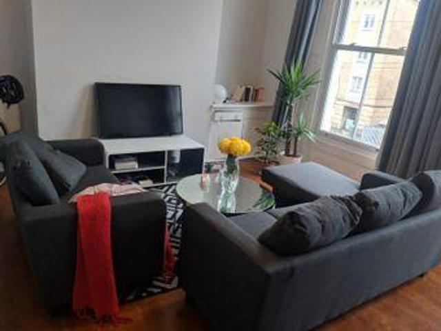 2 Bedrooms Flat for rent in Isledon Road, London N7