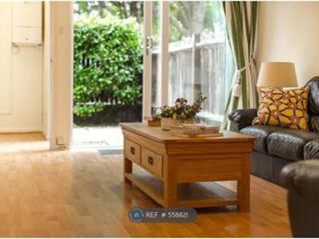 2 Bedrooms Flat for rent in Islington, London N1