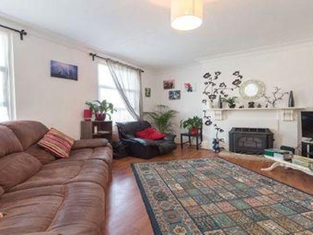 2 Bedrooms Flat for rent in Iverson Road, London NW6