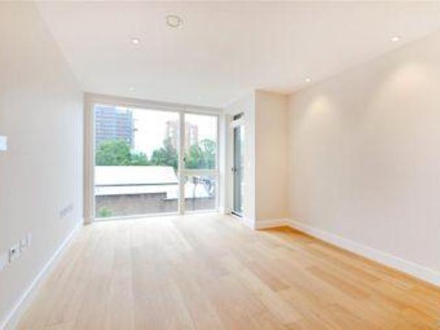 2 Bedrooms Flat for rent in Iverson Road, West Hampstead NW6