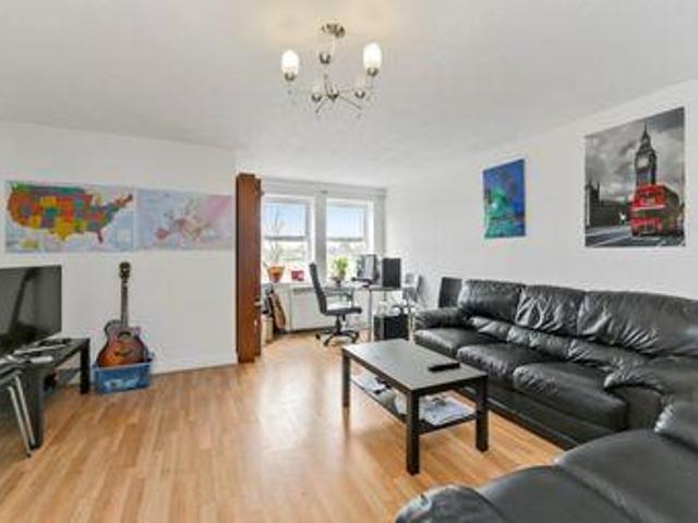 2 Bedrooms Flat for rent in John Archer Way, Wandsworth SW18