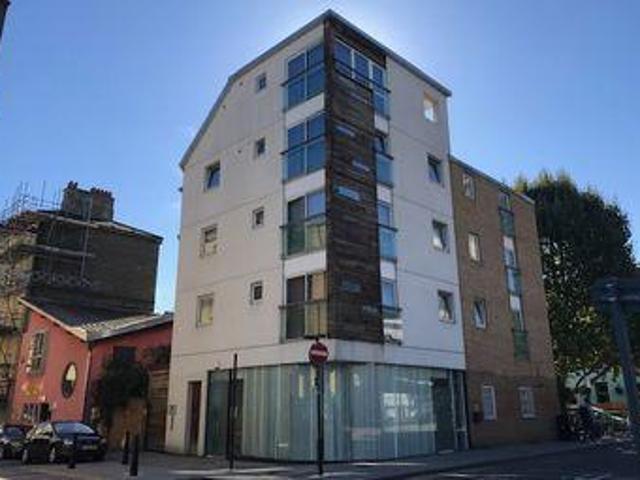 2 Bedrooms Flat for rent in John Fisher Street, London E1