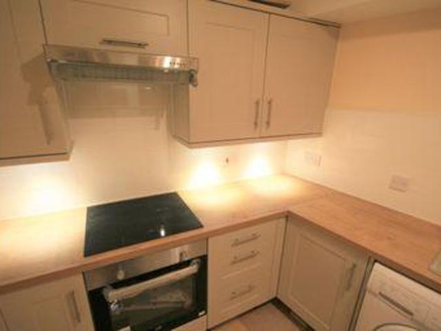 2 Bedrooms Flat for rent in Johns Place, Leith Links, Edinburgh EH6