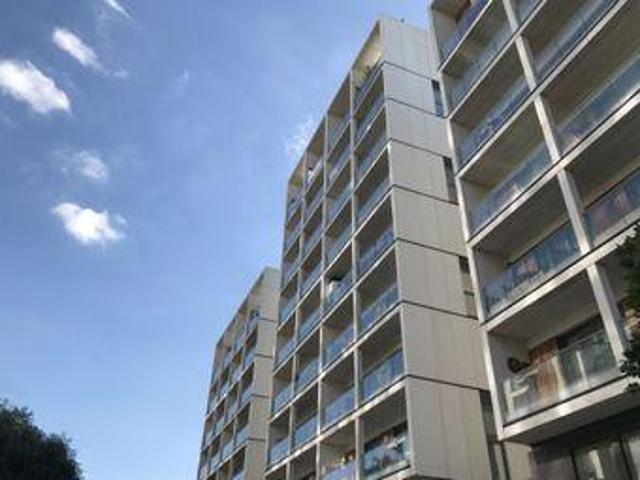 2 Bedrooms Flat for rent in Joplin House, Dalston Square, London E8