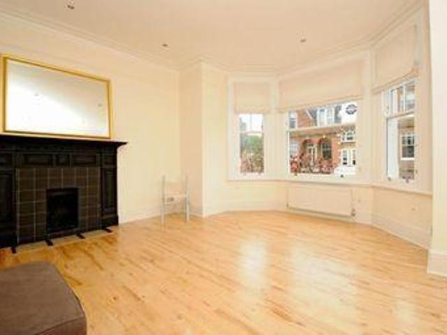 2 Bedrooms Flat for rent in Jacksons Lane, Highgate N6