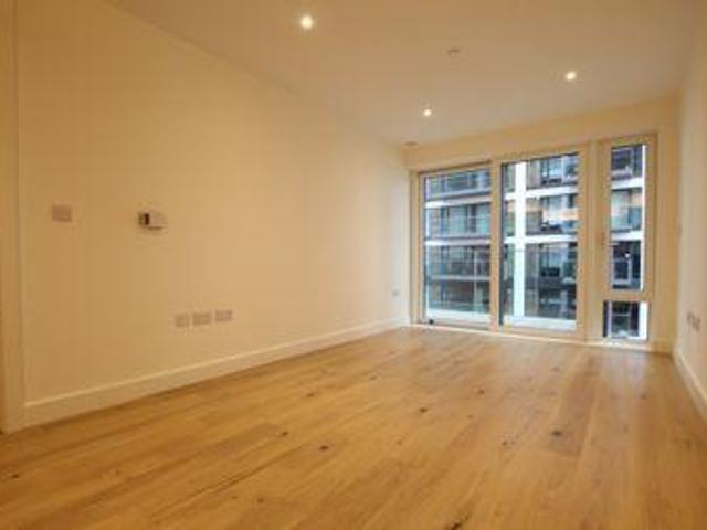 2 Bedrooms Flat for rent in Judde House, Waterfront III, Royal Arsenal Riverside SE18