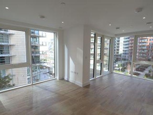 2 Bedrooms Flat for rent in Juniper Drive, London SW18