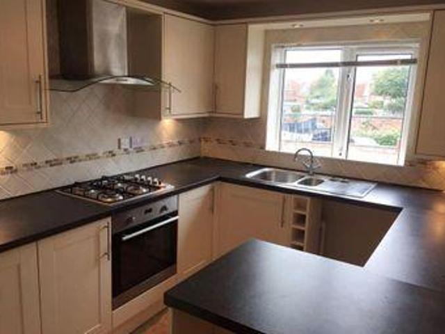 2 Bedrooms Flat for rent in Ombersley Road, Worcester WR3