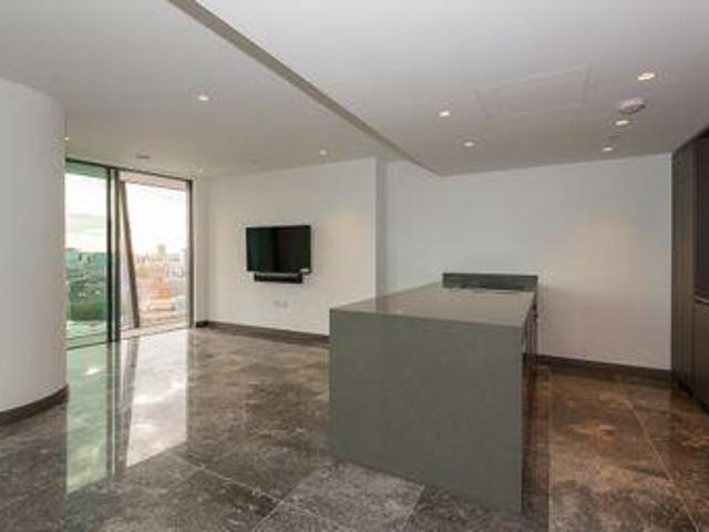 2 Bedrooms Flat for rent in One Blackfriars Road, London SE1