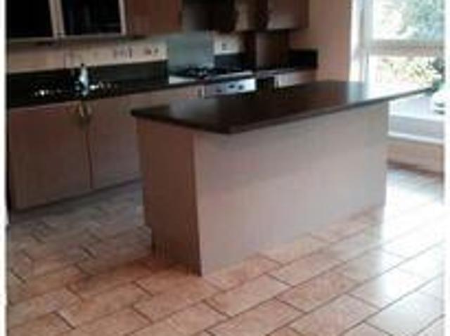 2 Bedrooms Flat for rent in Oatlands, Glasgow G5