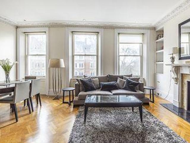 2 Bedrooms Flat for rent in Observatory Gardens, London W8