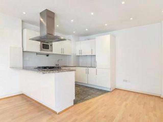 2 Bedrooms Flat for rent in Ocean Wharf, 60 Westferry Road E14