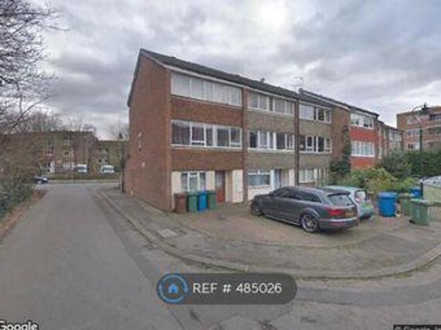2 Bedrooms Flat for rent in Off Champion Hill, London SE5