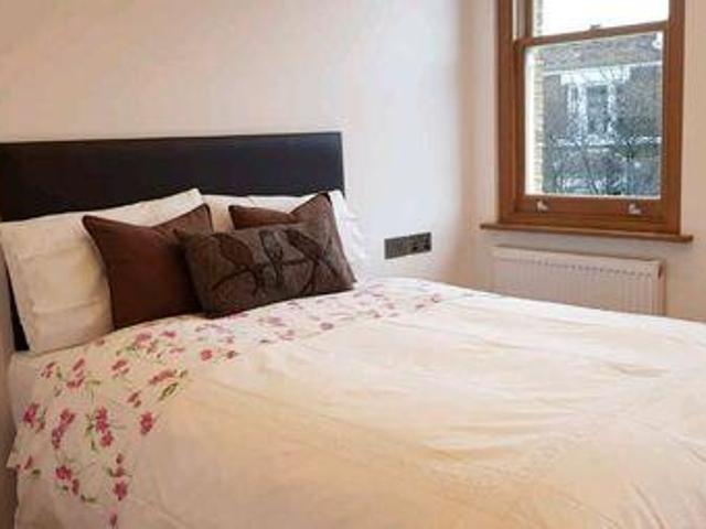 2 Bedrooms Flat for rent in Offley Road, Oval SW9