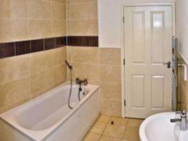 2 Bedrooms Flat for rent in Old Mill, 2 Bathrooms, Furnished BD1