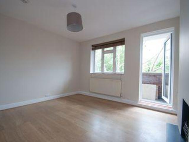 2 Bedrooms Flat for rent in Old Brompton Road, Kensington, London SW5