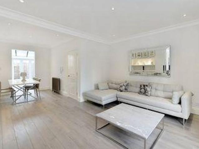 2 Bedrooms Flat for rent in Old Brompton Road, South Kensington SW7