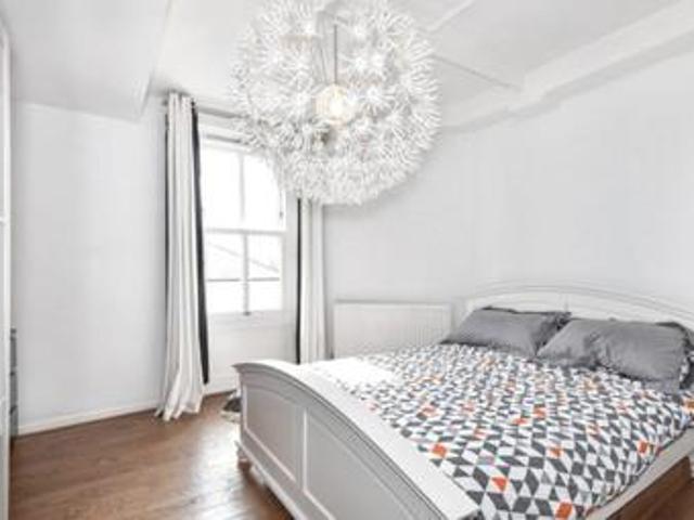 2 Bedrooms Flat for rent in Old Kent Road, London SE1