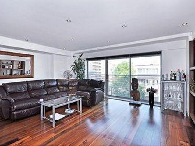 2 Bedrooms Flat for rent in Old Street, London EC1V