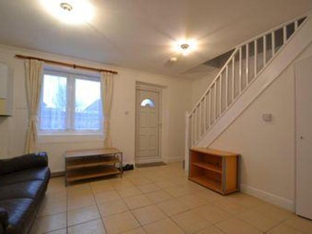 2 Bedrooms Flat for rent in Olive Road, Ealing W5