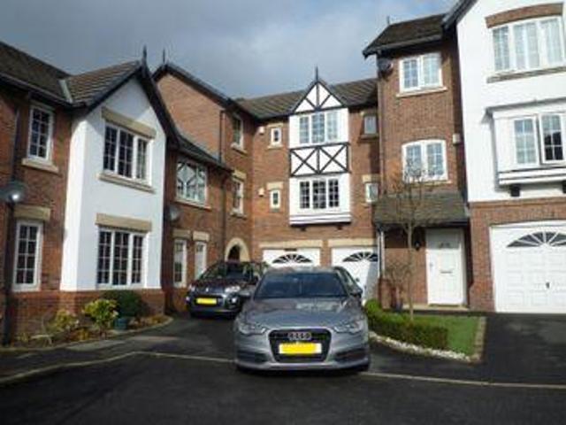 2 Bedrooms Flat for rent in Oliver Fold Close, Worsley, Manchester M28
