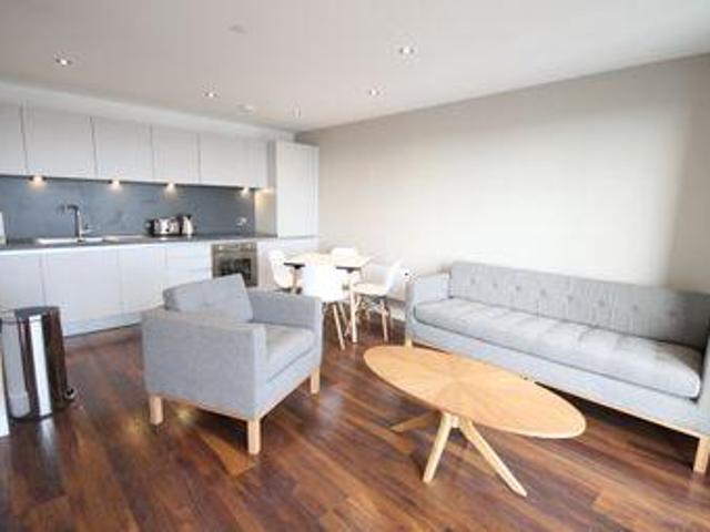 2 Bedrooms Flat for rent in Ordsall Lane, Salford M5
