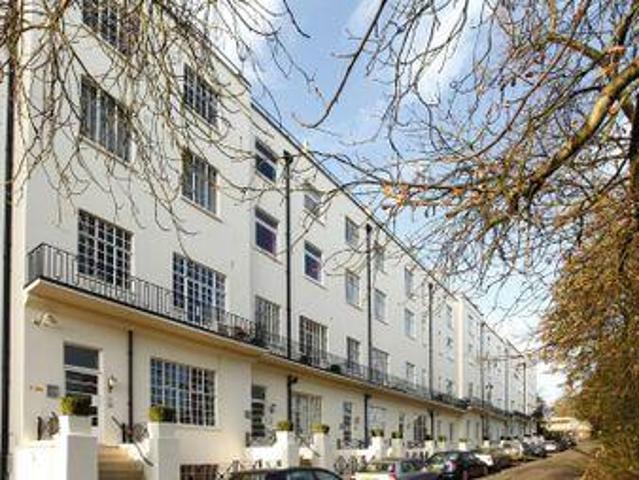 2 Bedrooms Flat for rent in Ormonde Terrace, Primrose Hill, London NW8