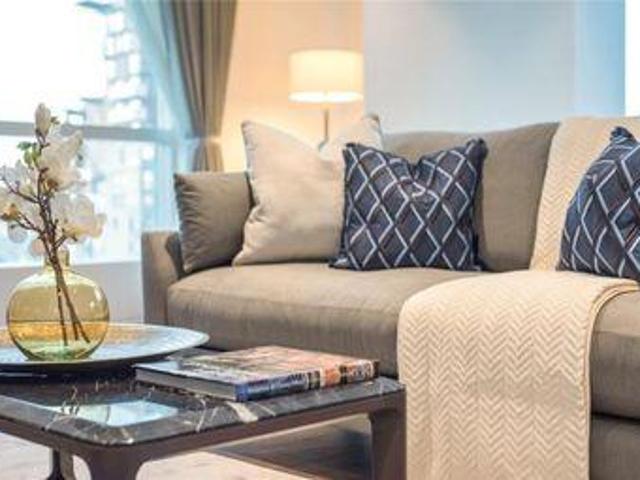 2 Bedrooms Flat for rent in Ostro Tower, Canary Wharf E14