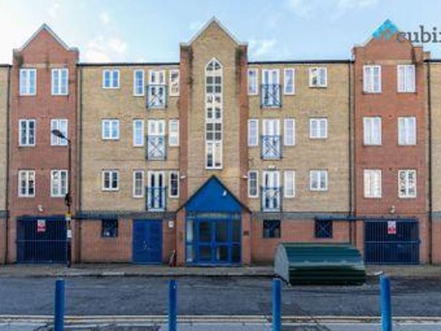 2 Bedrooms Flat for rent in Oswin Street, London SE11