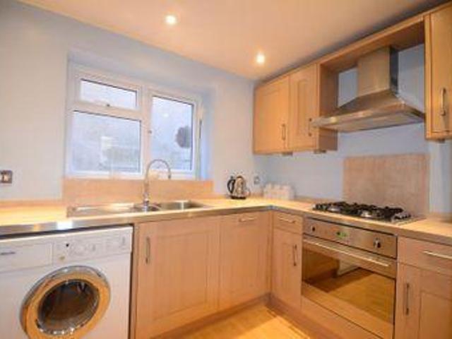 2 Bedrooms Flat for rent in Osborne Road, Windsor SL4