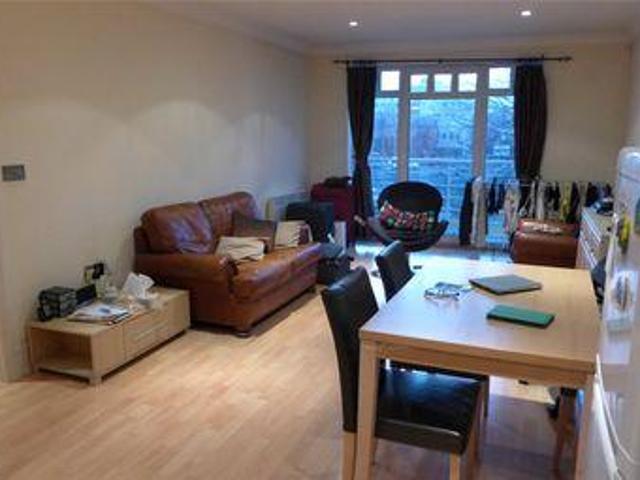 2 Bedrooms Flat for rent in Osbourne House, Queen Victoria Road, Coventry, West Midlands CV1