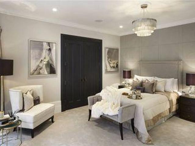 2 Bedrooms Flat for rent in Otto Schiff House, 14 Netherhall Gardens, Hampstead NW3