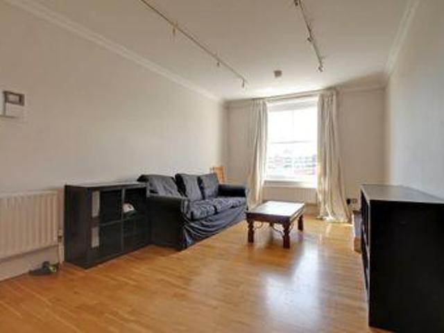 2 Bedrooms Flat for rent in Oval Mansions, Oval SE11