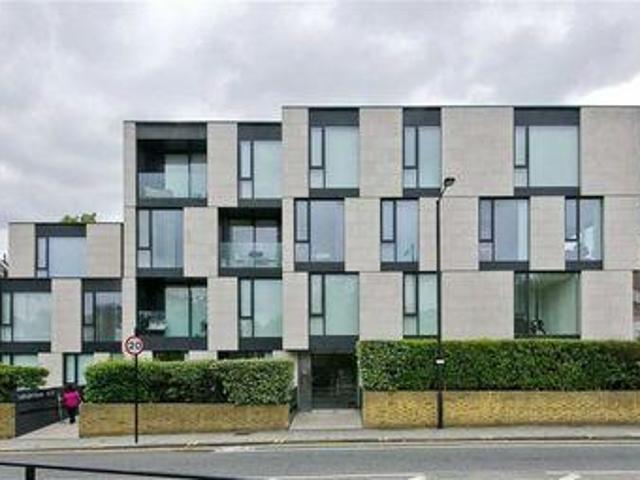 2 Bedrooms Flat for rent in Oval Road, Camden, London NW1