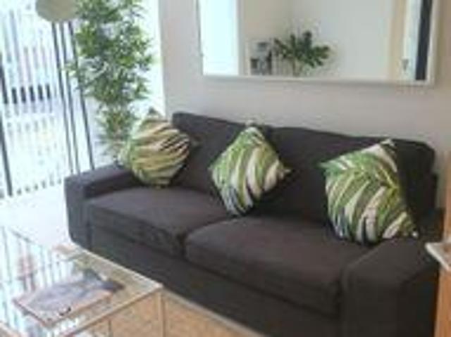2 Bedrooms Flat for rent in Oval Road, London NW1