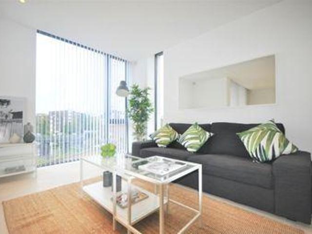 2 Bedrooms Flat for rent in Oval Road, London NW1