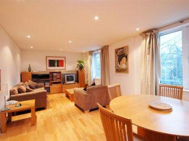 2 Bedrooms Flat for rent in Owen Street, London EC1V