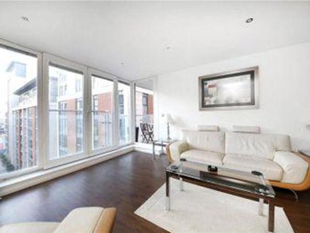 2 Bedrooms Flat for rent in Oxygen Building, Western Gateway, London E16